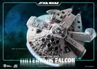 Millennium Falcon Maglev Floating Collectible Figure | Sideshow ...