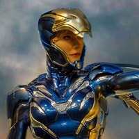 Pepper Potts in Rescue Suit Art Scale Statue | Sideshow Collectibles