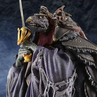 The Dark Crystal skekUng the Garthim Master Statue by Chronicle ...