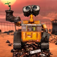 Wall-E Statue by Beast Kingdom | Sideshow Collectibles
