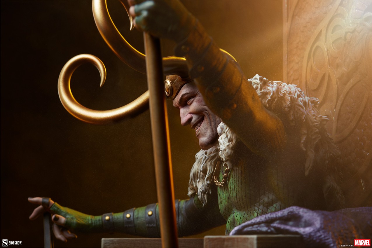 Loki Exclusive Premium Format™ Figure by Sideshow Collectibles ...