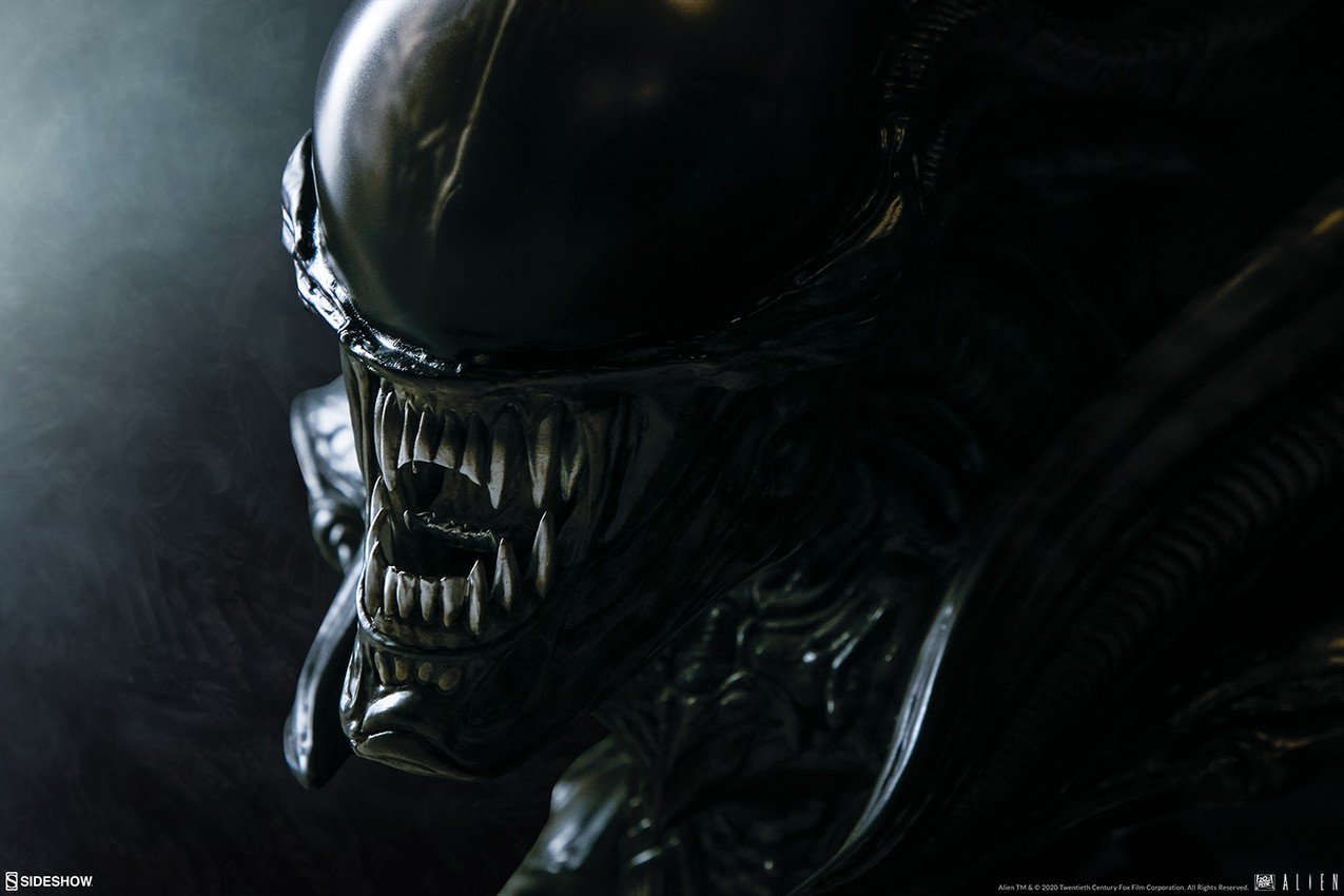 Alien Xenomorph Parasite Mythos Legendary Scale™ Bust by Sideshow ...