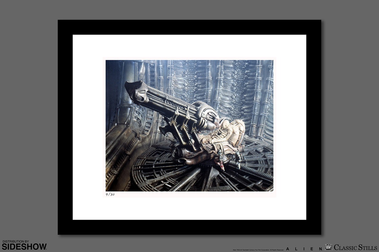 Alien Life Form Art Print by Classic Stills | Sideshow Collectibles