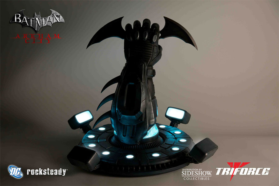 DC Comics Batarang Prop Replica by TriForce | Sideshow Collectibles