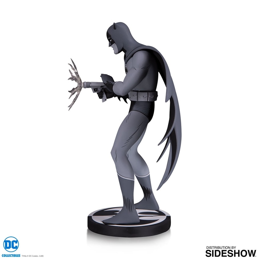 DC Comics Batman Statue by DC Collectibles | Sideshow Collectibles
