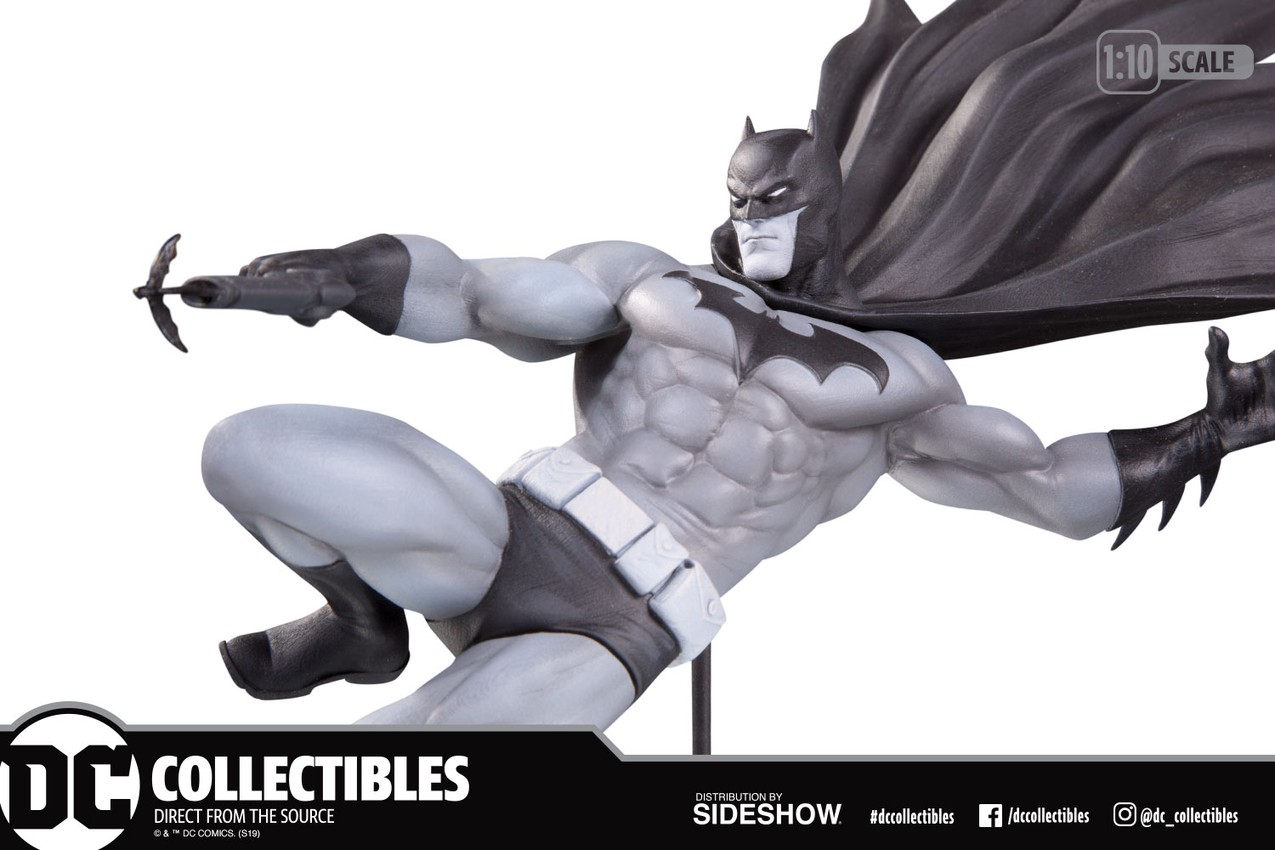 DC Comics Batman Statue by DC Collectibles | Sideshow Collectibles