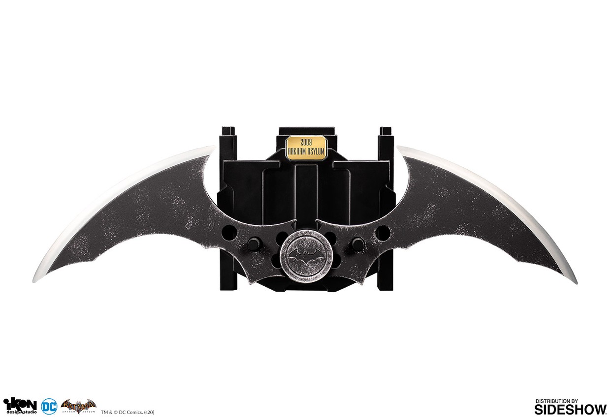 Batman: Arkham Asylum Metal Batarang Replica | Sideshow Collectibles