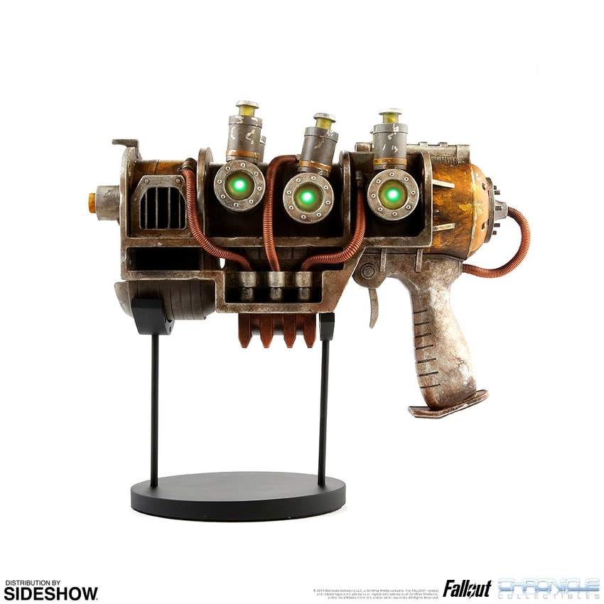 Fallout Plasma Pistol Prop Replica by Chronicle Collectibles | Sideshow ...