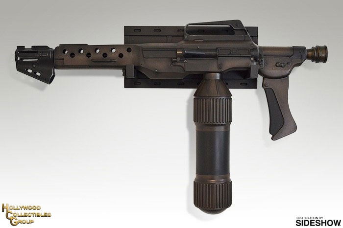 Aliens M240 Incinerator Prop Replica by Hollywood Collectibles Group ...