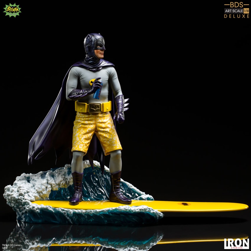 Batman Deluxe Statue from Iron Studios | Sideshow Collectibles