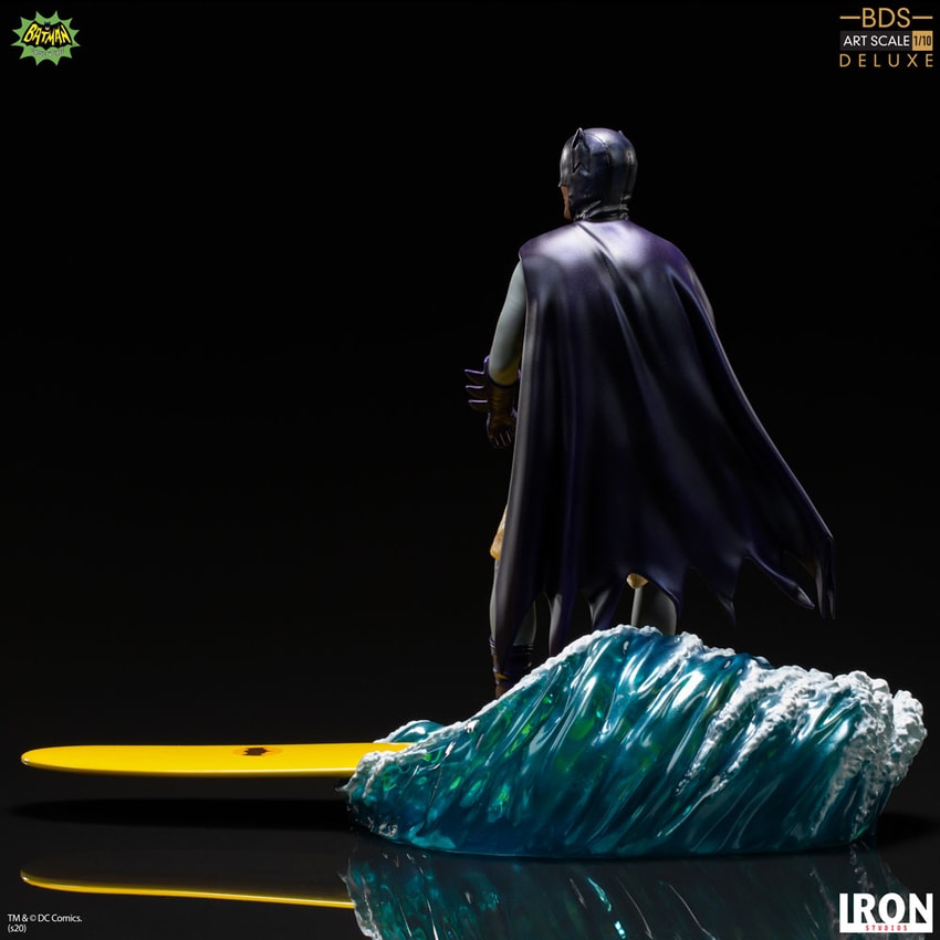 Batman Deluxe Statue from Iron Studios | Sideshow Collectibles