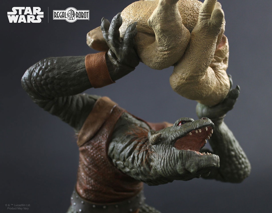 Mantellian Savrip™ & Kintan Strider™ (The Body Slam) Collectible Set by ...