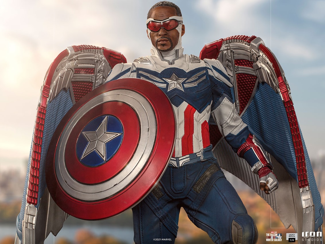 Captain America Sam Wilson Open Wings Version 1:4 Legacy Replica Series ...