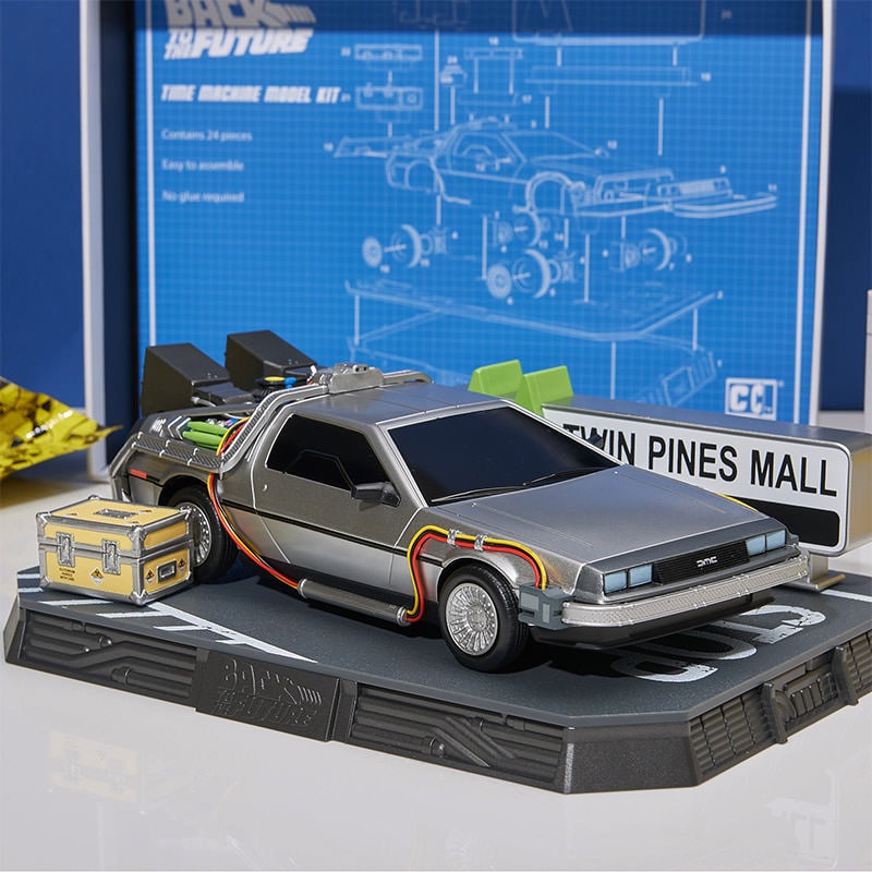 Back to the Future: Time Machine Countdown Character Model Kit by ...