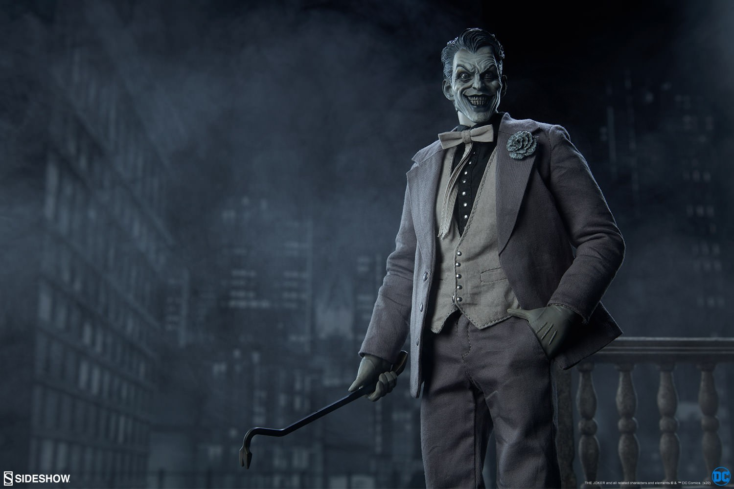 The Joker (Noir Version) Sixth Scale Figure by Sideshow Collectibles ...