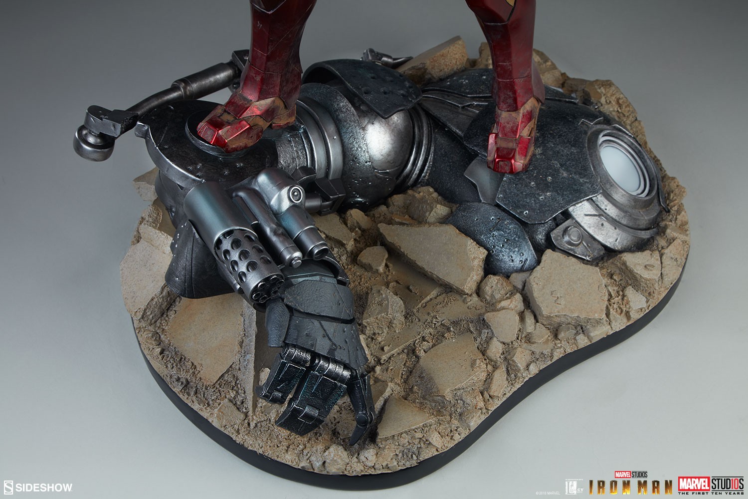 Marvel Iron Man Mark III Maquette by Sideshow Collectibles | Sideshow ...