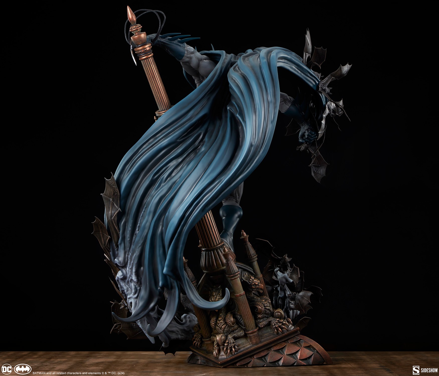 Batman Premium Format™ Figure by Sideshow Collectibles | Sideshow ...