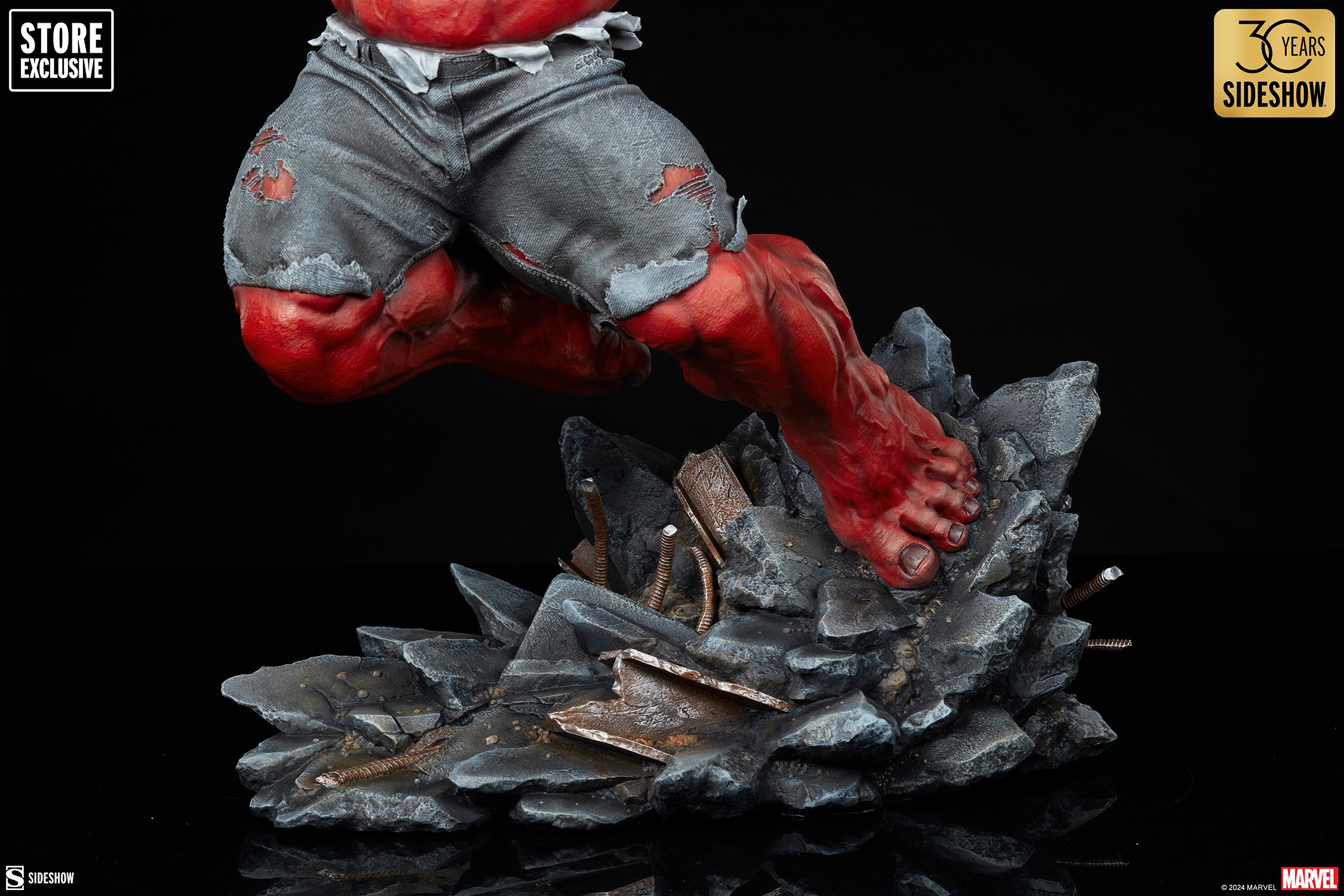 Hulk: Classic Premium Format™ Figure by Sideshow Collectibles | Sideshow Collectibles