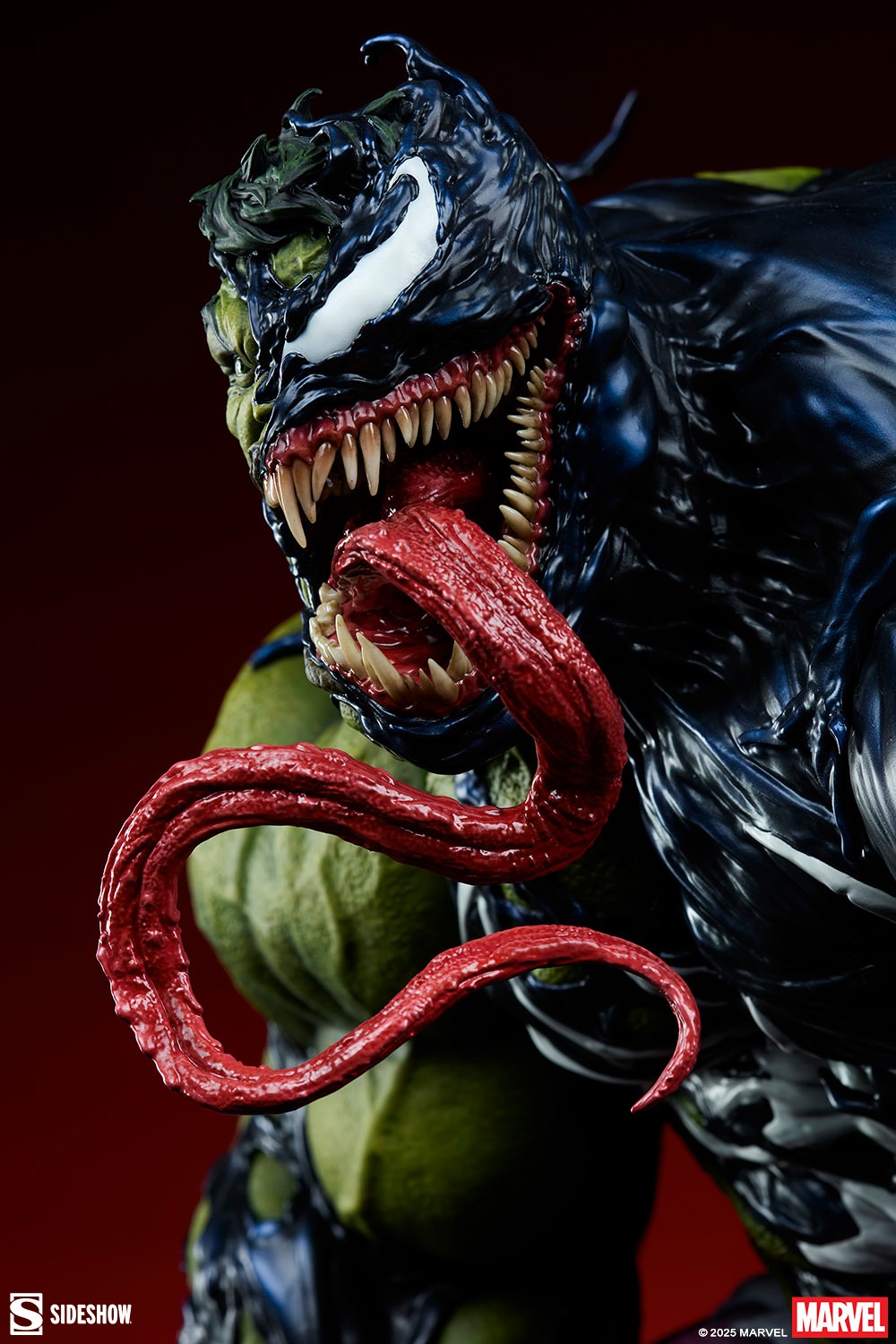 Venomized Hulk Premium Format™ Figure by Sideshow Collectibles ...