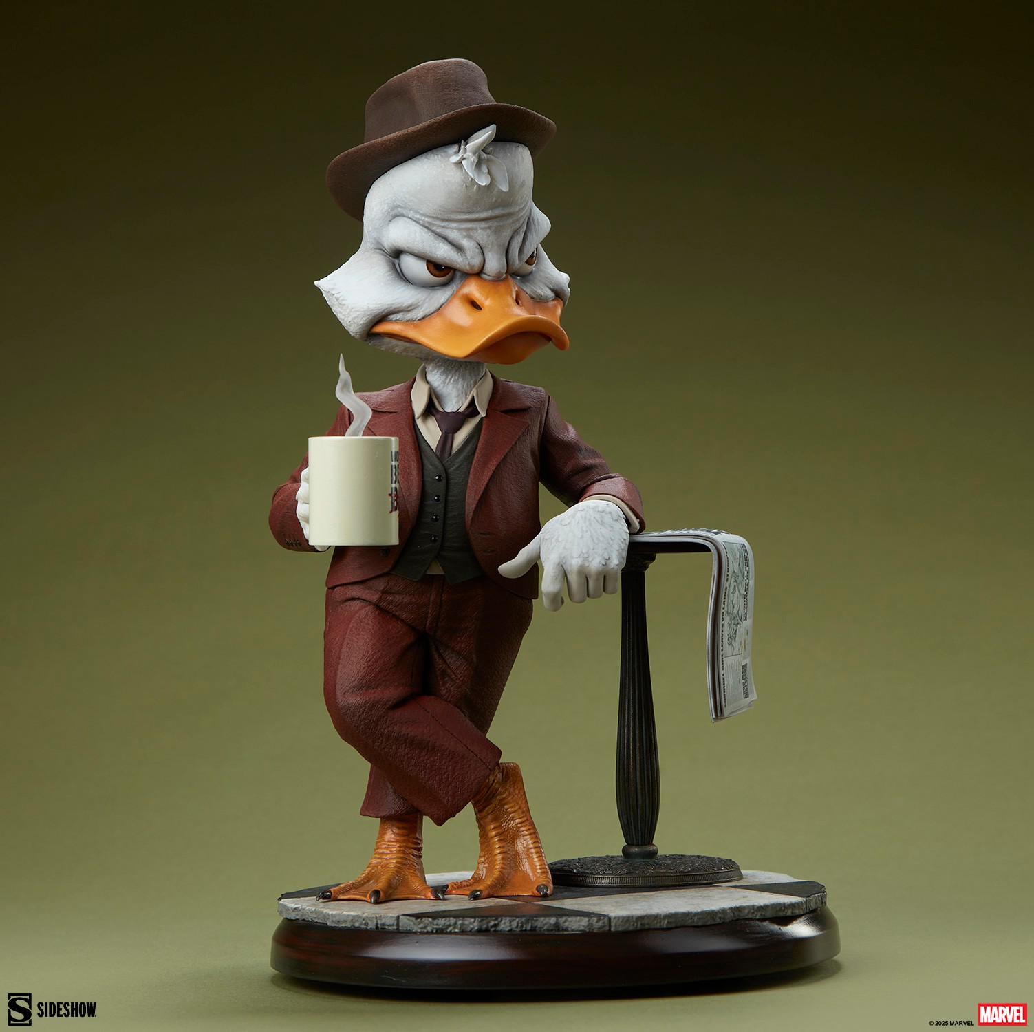 Howard the Duck Premium Format™ Figure by Sideshow Collectibles ...