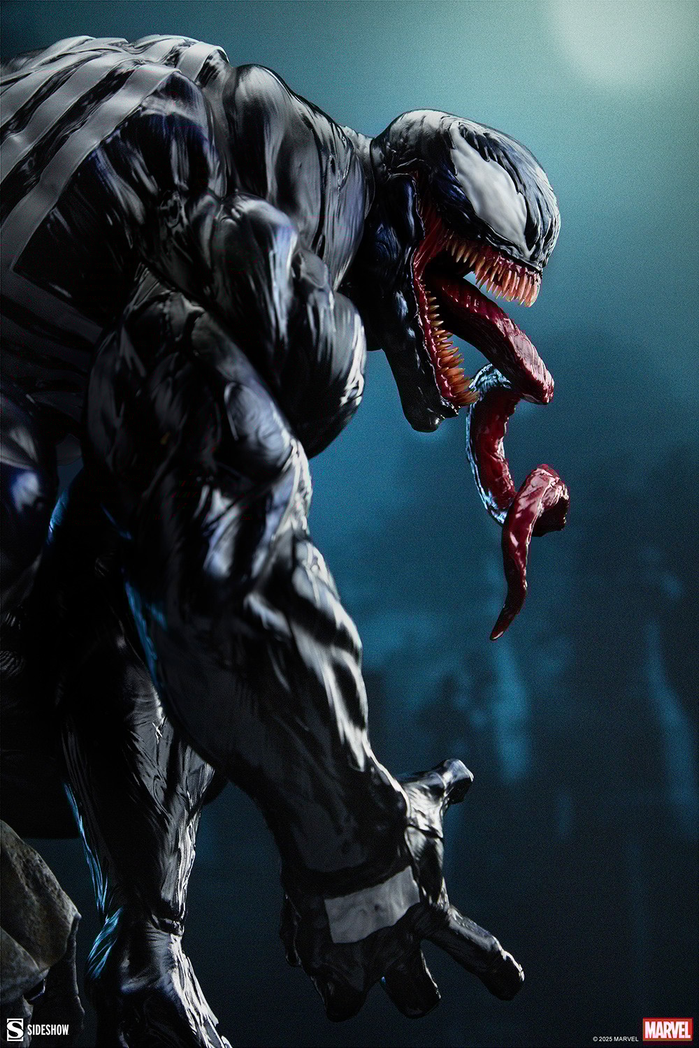 Venom Exclusive Premium Format™ Figure | Sideshow Collectibles