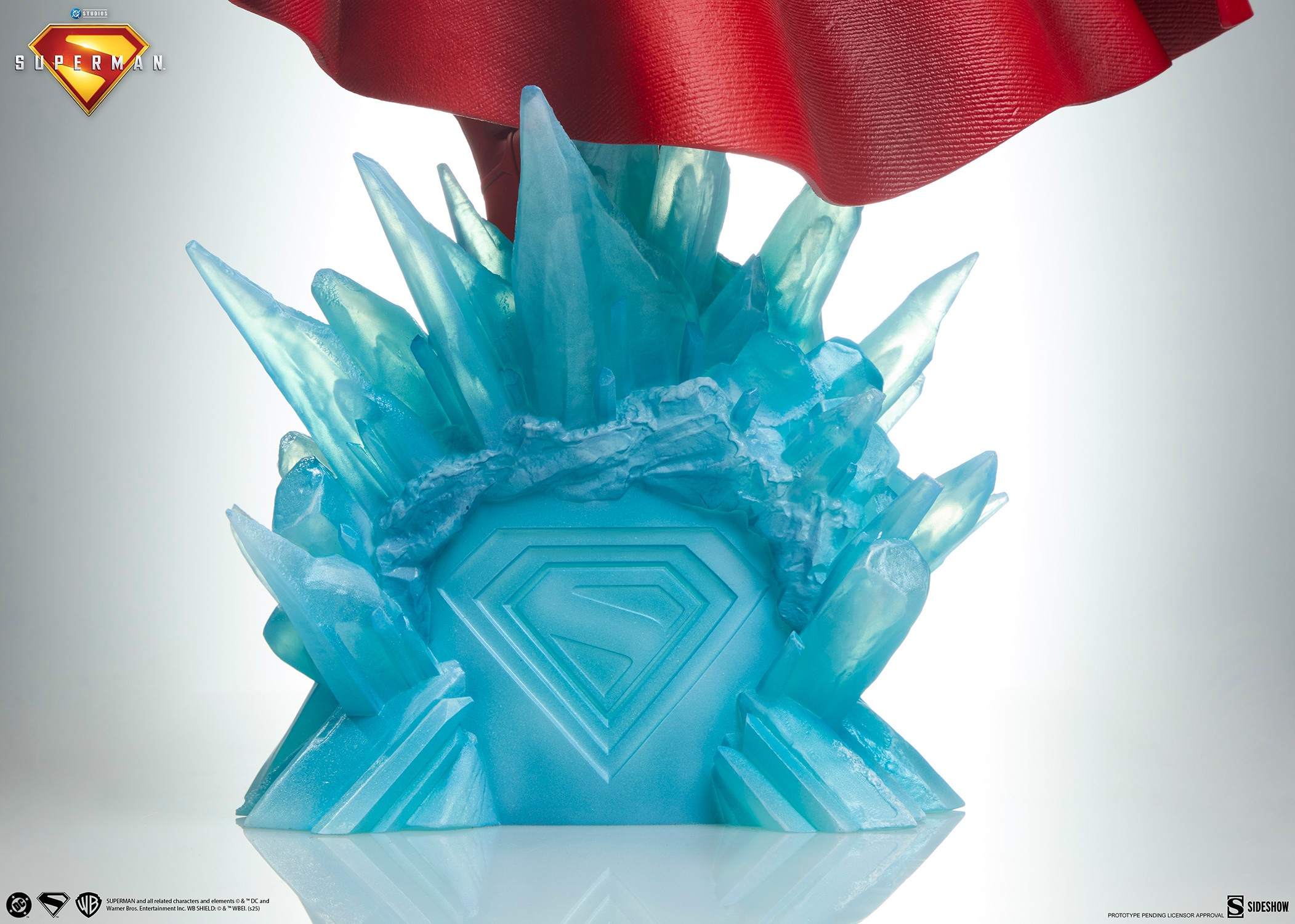 Superman™ Premium Format™ Figure by Sideshow Collectibles | Sideshow ...