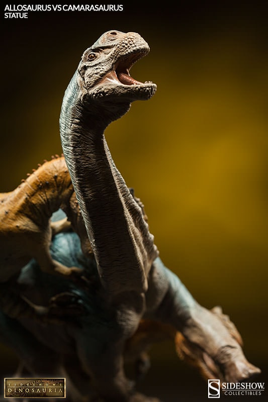 Dinosauria Allosaurus vs Camarasaurus Statue by Sideshow Col | Sideshow ...