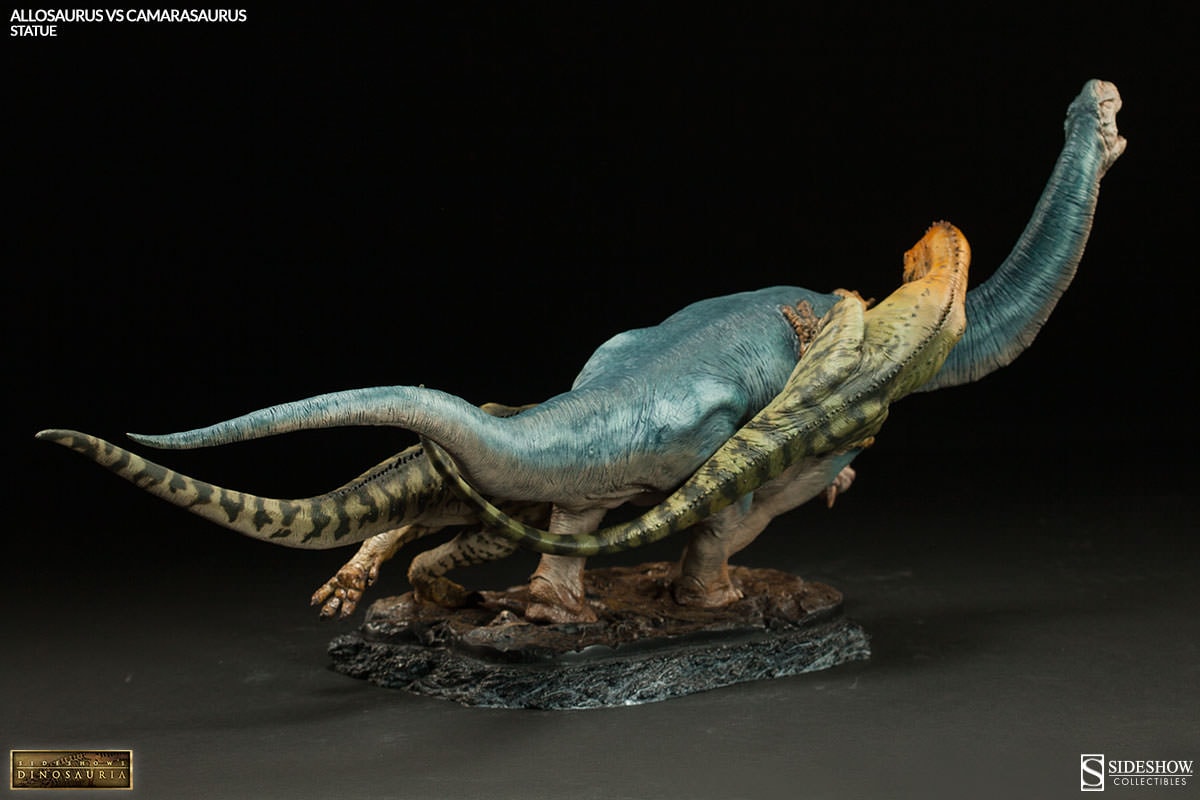 Dinosauria Allosaurus vs Camarasaurus Statue by Sideshow Col | Sideshow ...