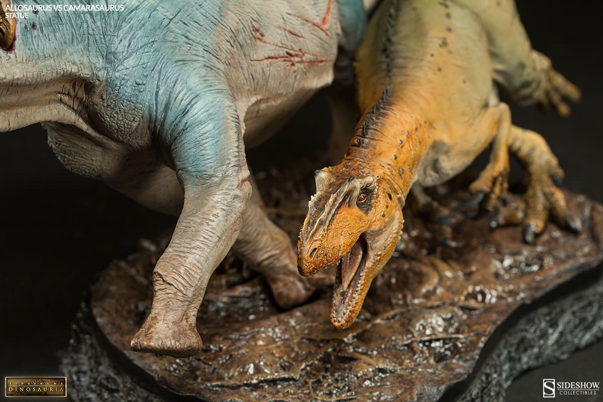 Dinosauria Allosaurus vs Camarasaurus Statue by Sideshow Col | Sideshow ...