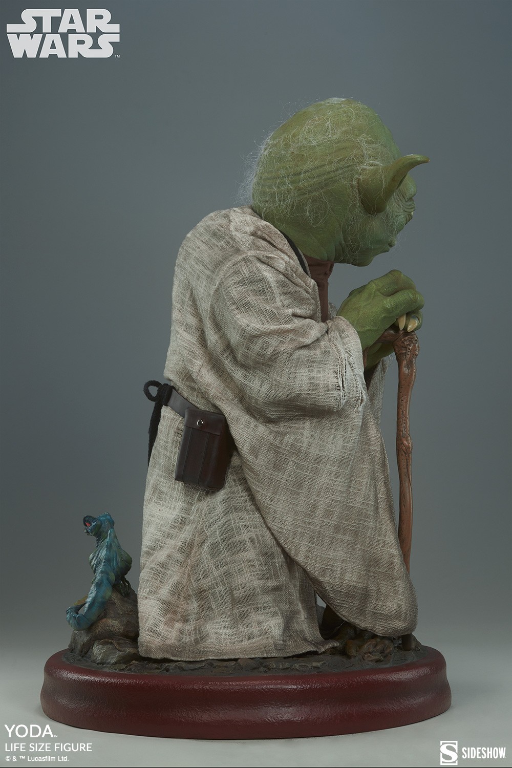 Star Wars Yoda Life-Size Figure by Sideshow Collectibles | Sideshow ...