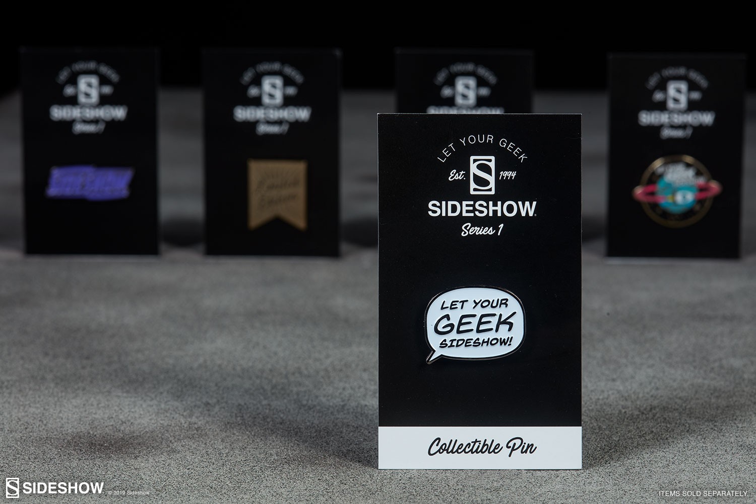 Let Your Geek Sideshow Word Bubble Collectible Pin | Sideshow Collectibles