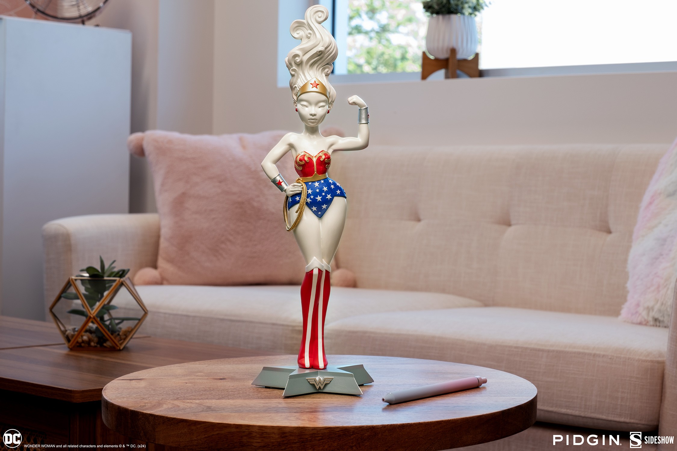 Wonder Woman™ (Ivory) Statue by Sideshow Collectibles | Sideshow Collectibles