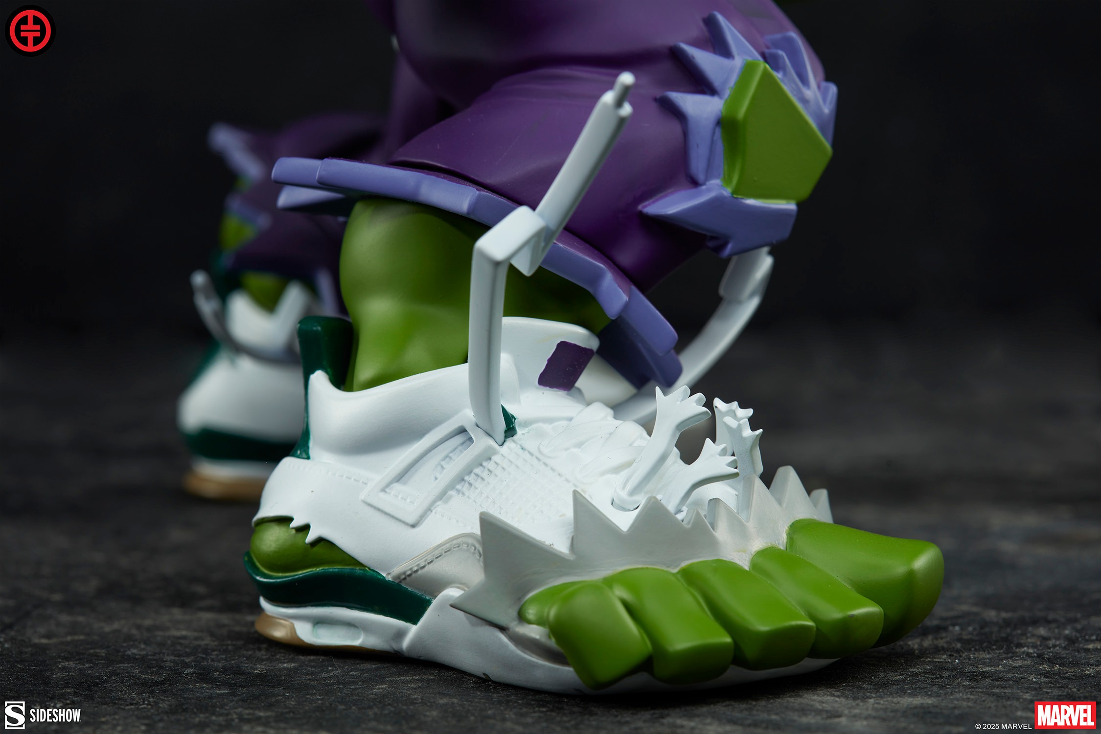 Hulk Designer Collectible Statue by Sideshow Collectibles | Sideshow ...