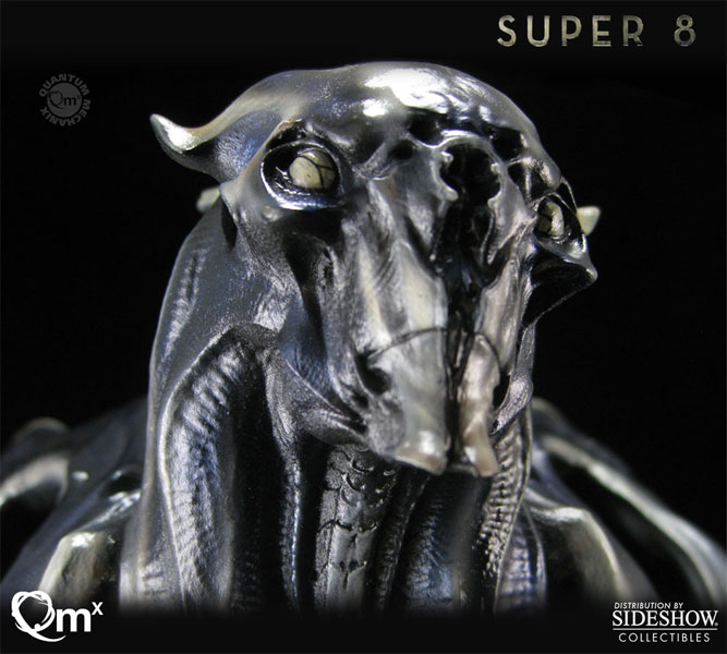 super 8 2011 alien