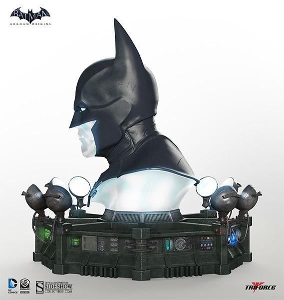 DC Comics Batman Cowl Prop Replica by TriForce | Sideshow Collectibles