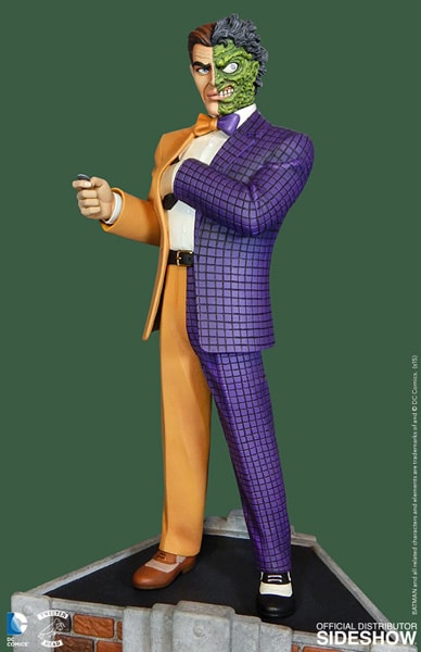 DC Comics Classic Two Face Maquette by Tweeterhead | Sideshow Collectibles