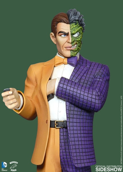 DC Comics Classic Two Face Maquette by Tweeterhead | Sideshow Collectibles