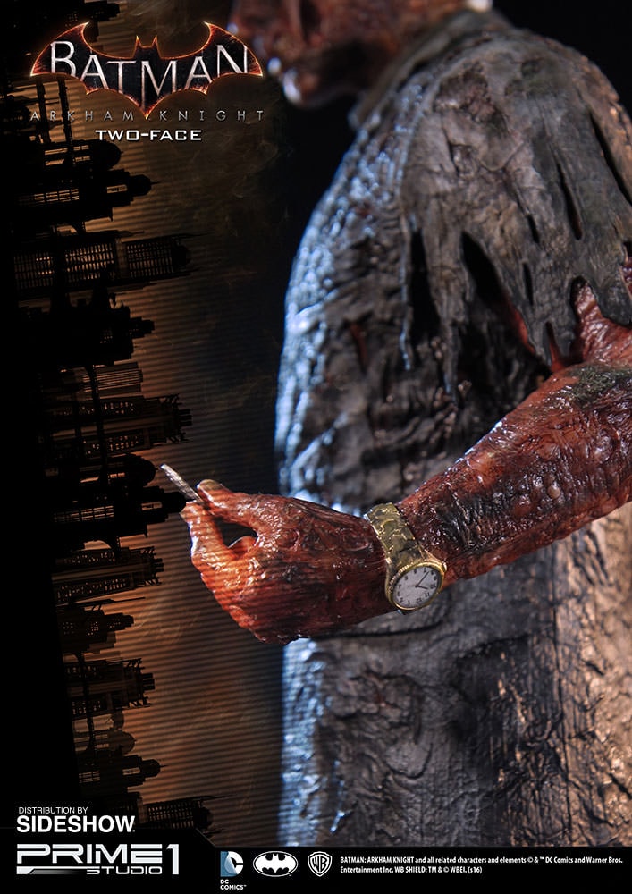 DC Comics Two-Face Polystone Statue by Prime 1 Studio | Sideshow ...