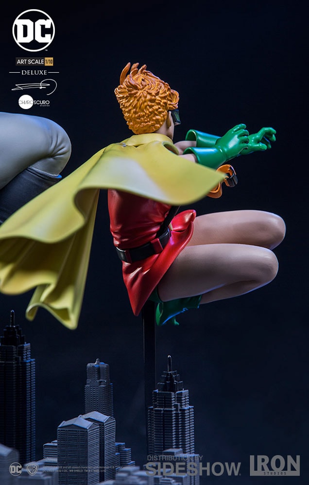 Batman & Robin Deluxe Statue | Sideshow Collectibles