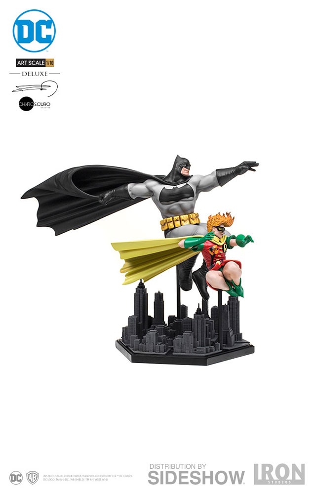 Batman & Robin Deluxe Statue | Sideshow Collectibles