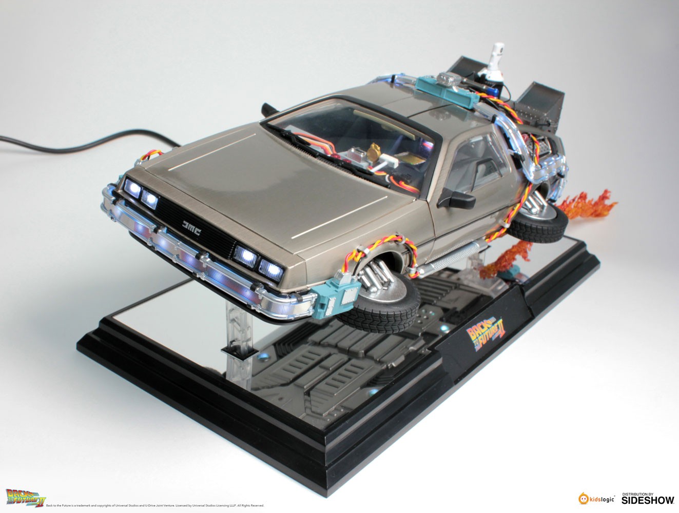 Back to the Future DeLorean Time Machine Collectible Figure | Sideshow ...