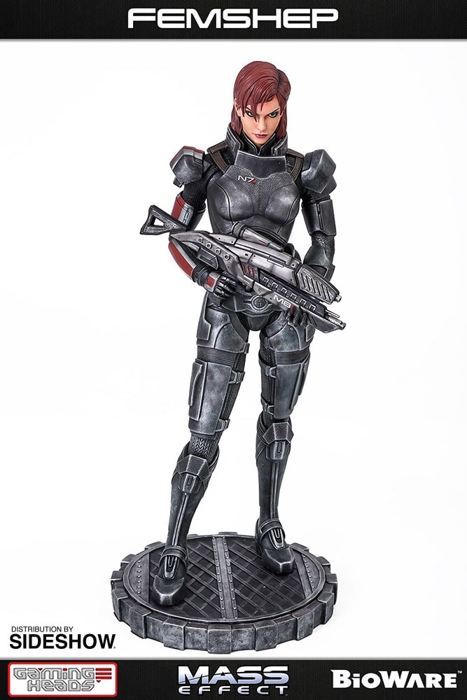 Mass Effect Femshep Statue by Gaming Heads | Sideshow Collectibles