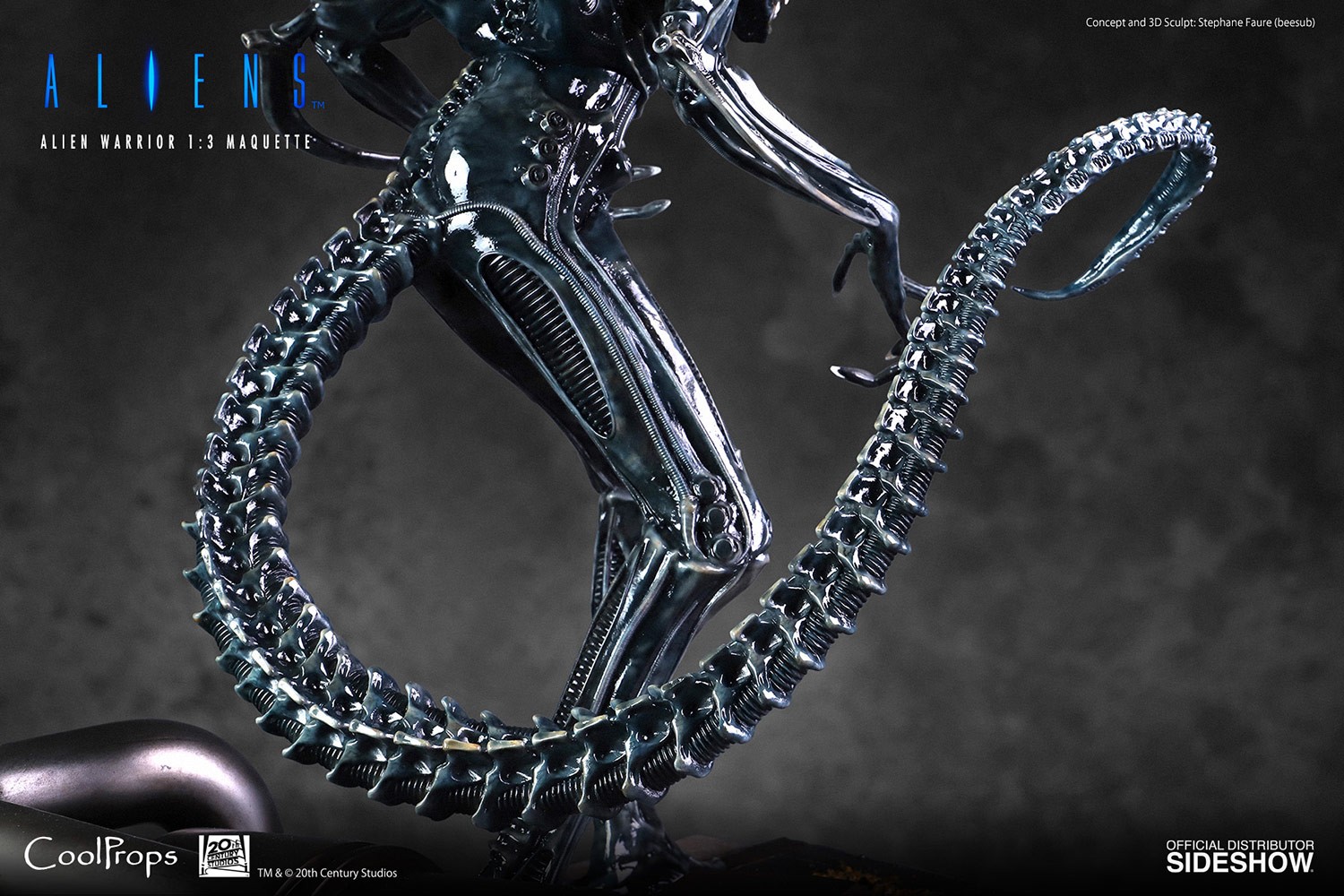 Alien Warrior Maquette | Sideshow Collectibles