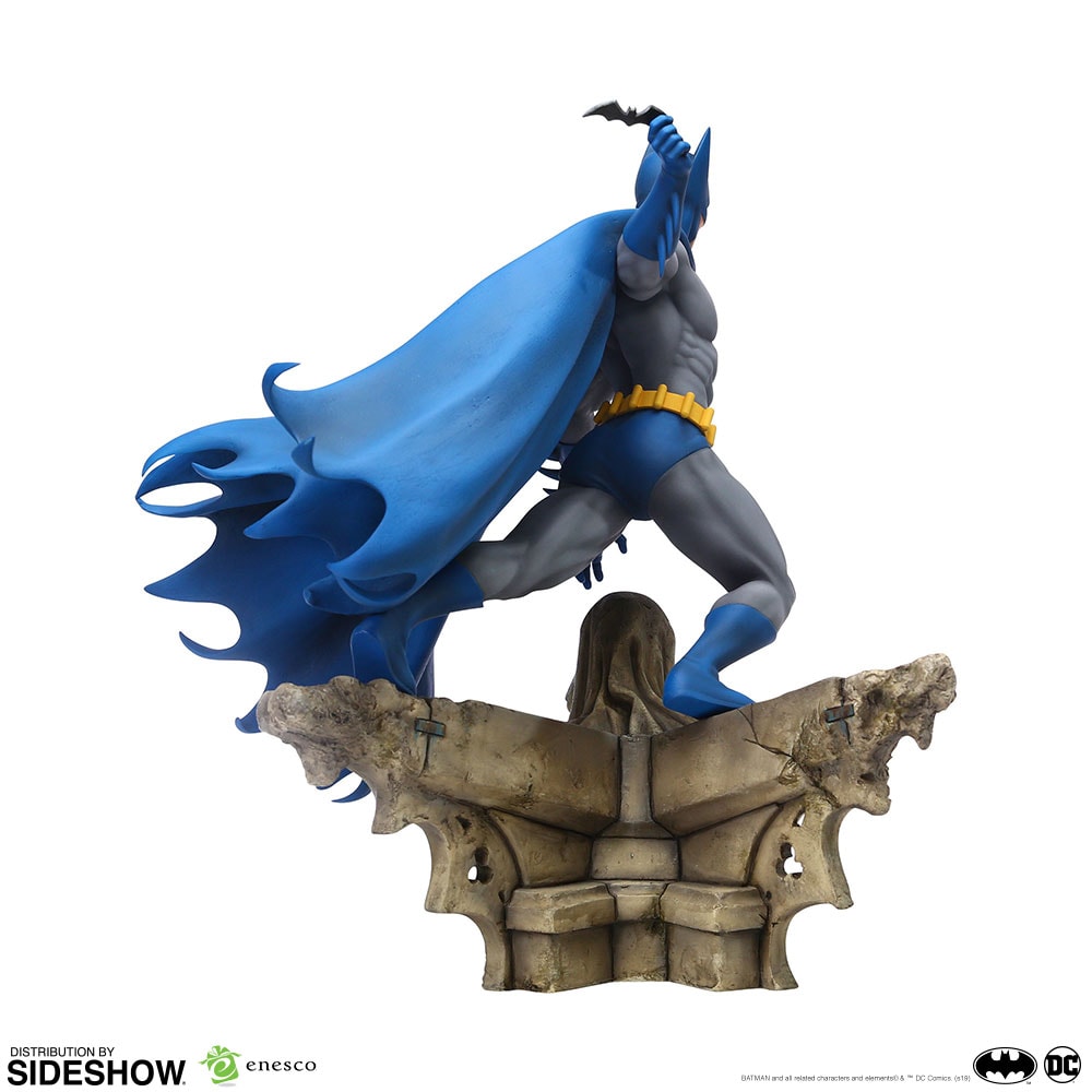 Batman Sixth Scale Statue by Grand Jester Studios | Sideshow Collectibles