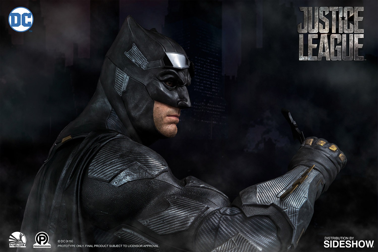 Batman Life-Size Bust | Sideshow Collectibles
