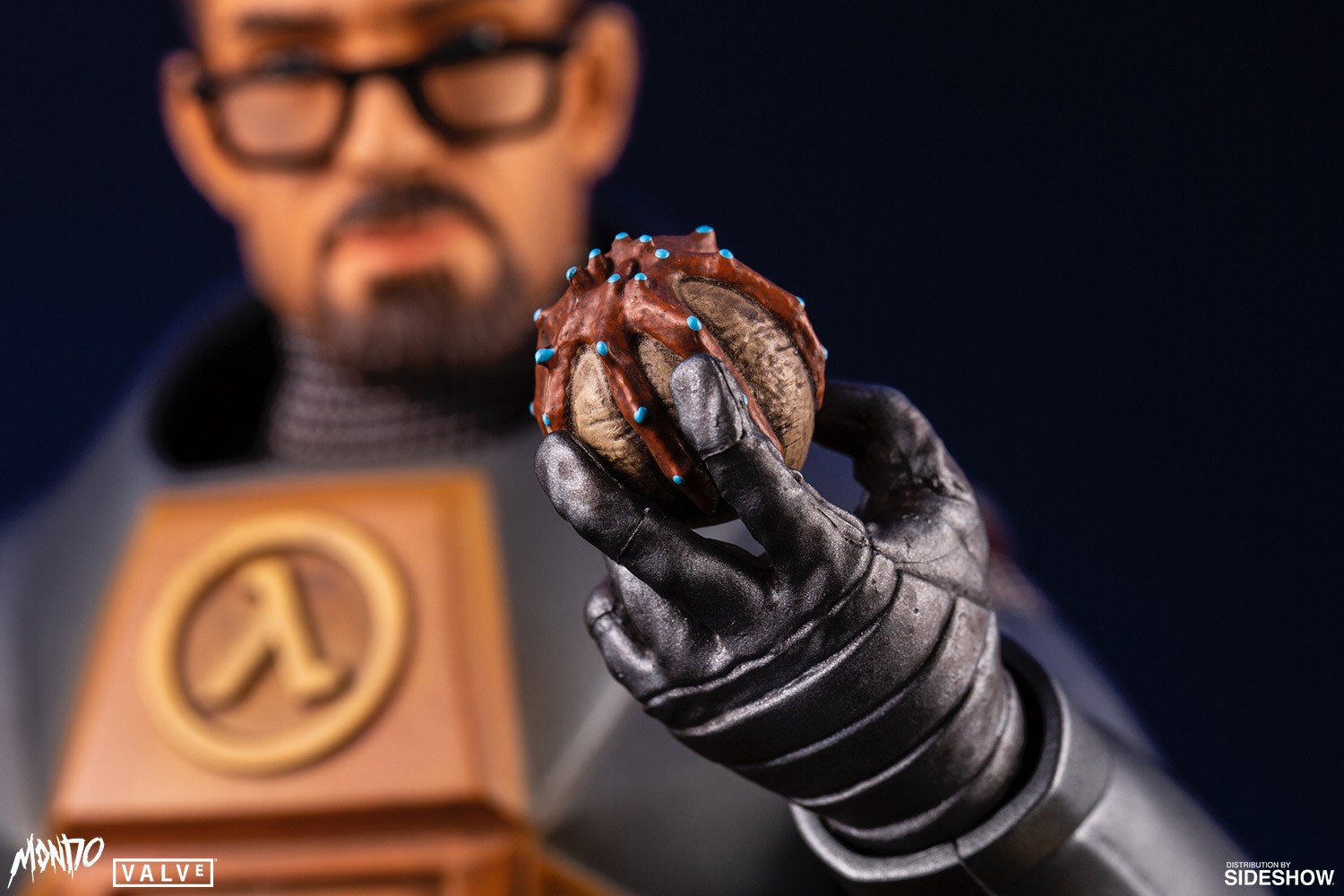 Gordon Freeman Sixth Scale Figure by Mondo | Sideshow Collectibles
