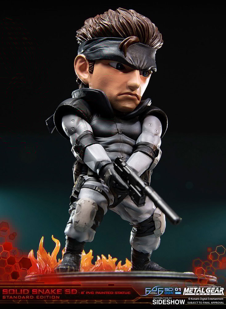 Solid Snake Figure by First 4 Figures | Sideshow Collectibles