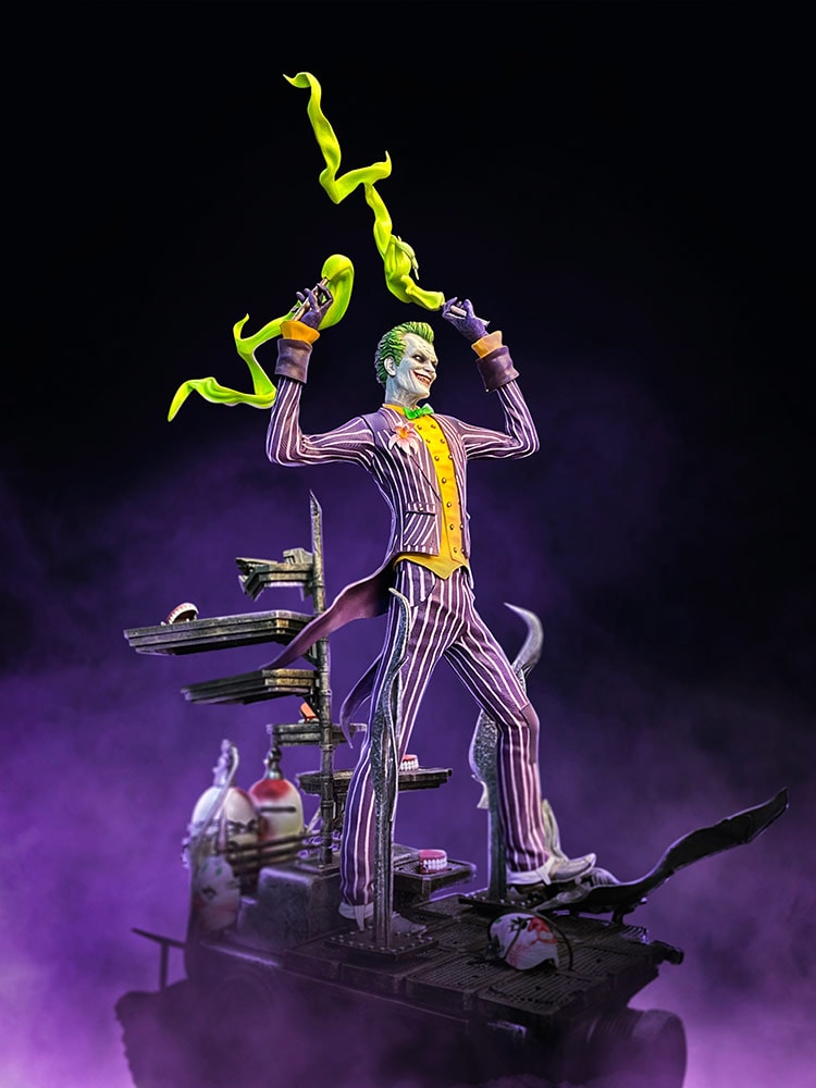 The Joker Arkham Asylum Statue | Sideshow Collectibles