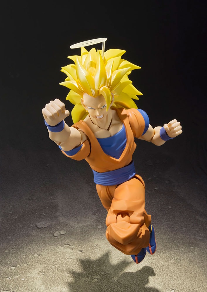 Super Saiyan 3 Son Goku Figure by Bandai | Sideshow Collectibles