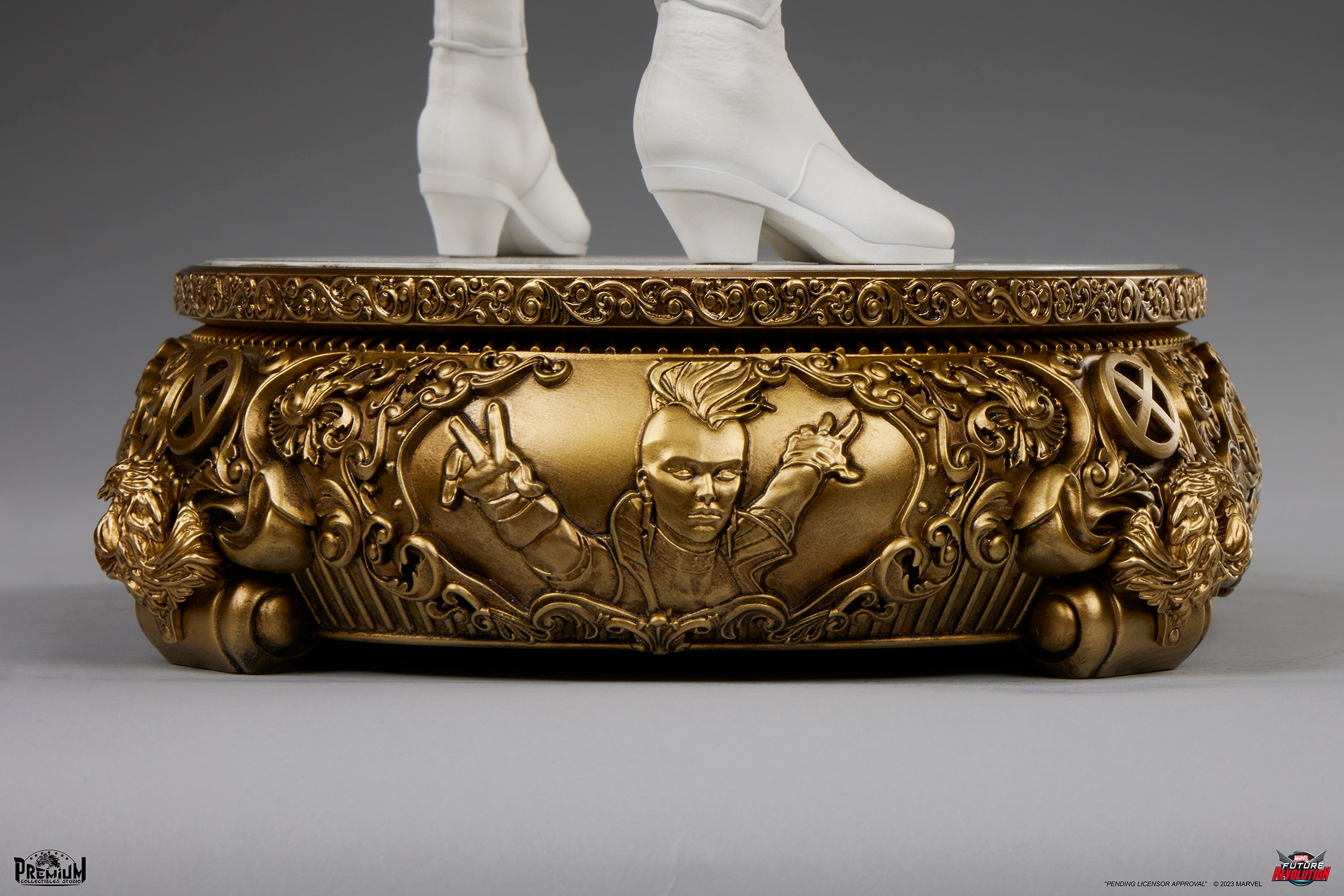 Storm 1:3 Scale Museum Statue by PCS | Sideshow Collectibles